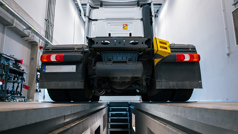 Collision Repair Center - HT Trucks and Parts